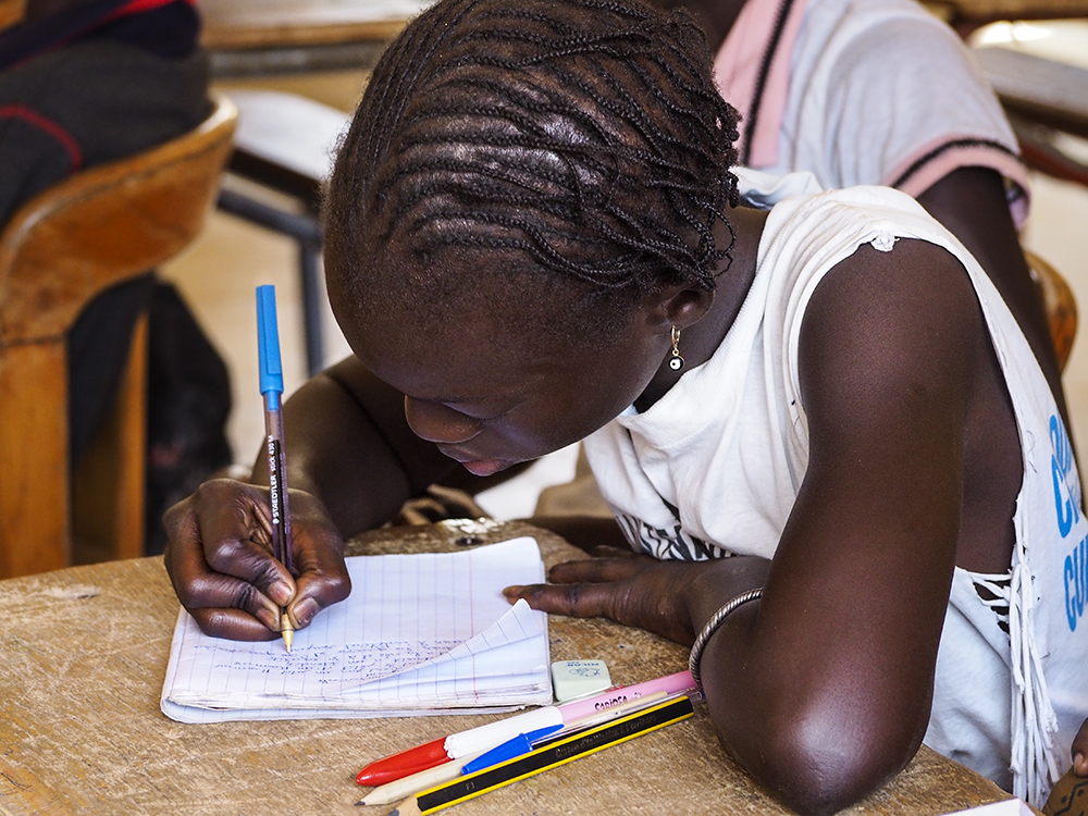Estada de professors de la Facultat d'Educació al Senegal - Facultat d ...