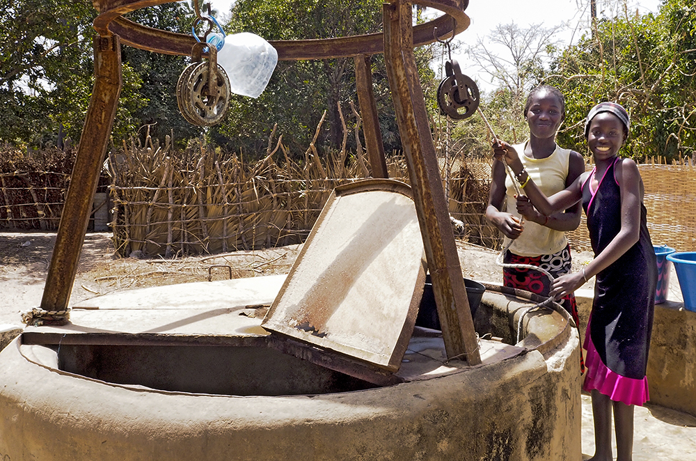 Estada de professors de la Facultat d'Educació al Senegal - Facultat d ...